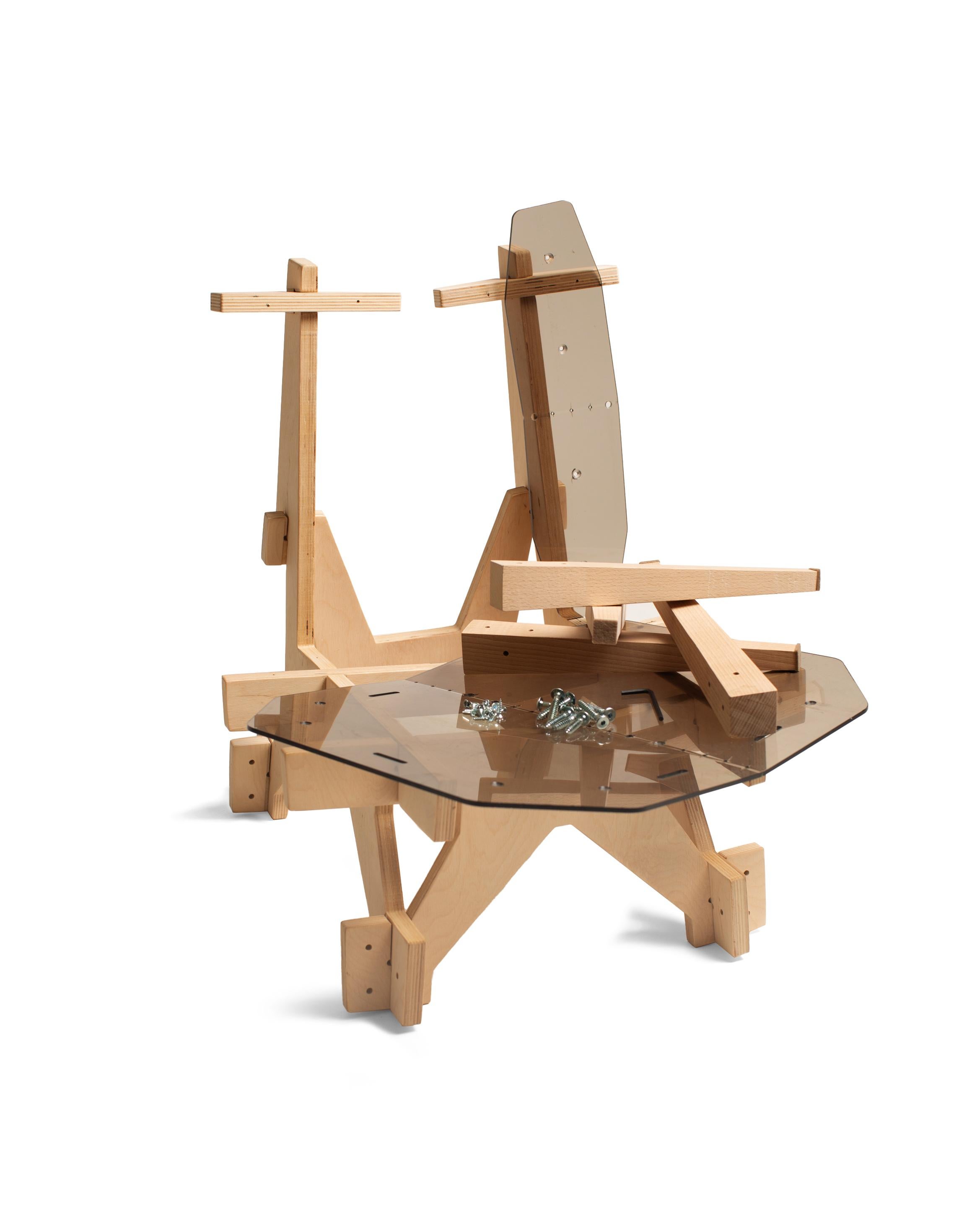 Lese chair, an unique flat-packed sculptured object For Sale at 1stDibs