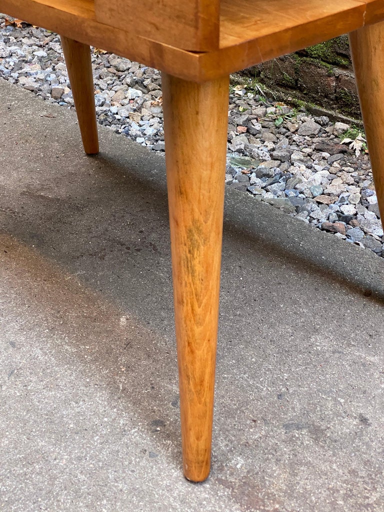 Leslie Diamond Conant Ball Modernmates End Table at 1stDibs | conant ...