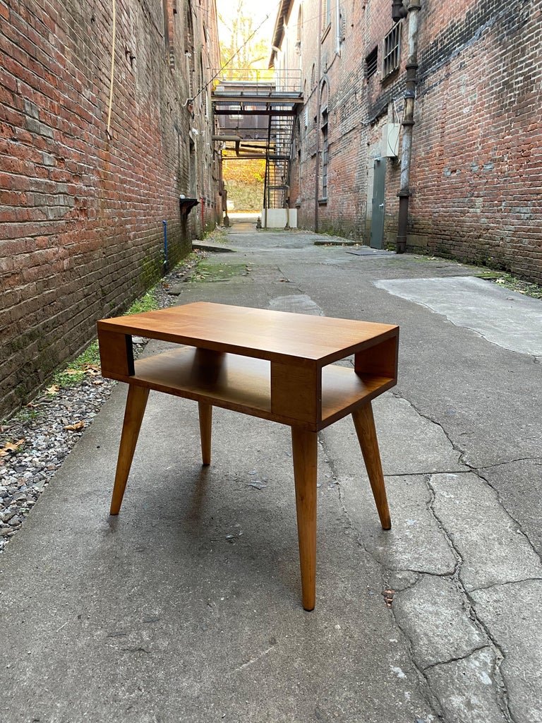 Leslie Diamond Conant Ball Modernmates End Table at 1stDibs | conant ...