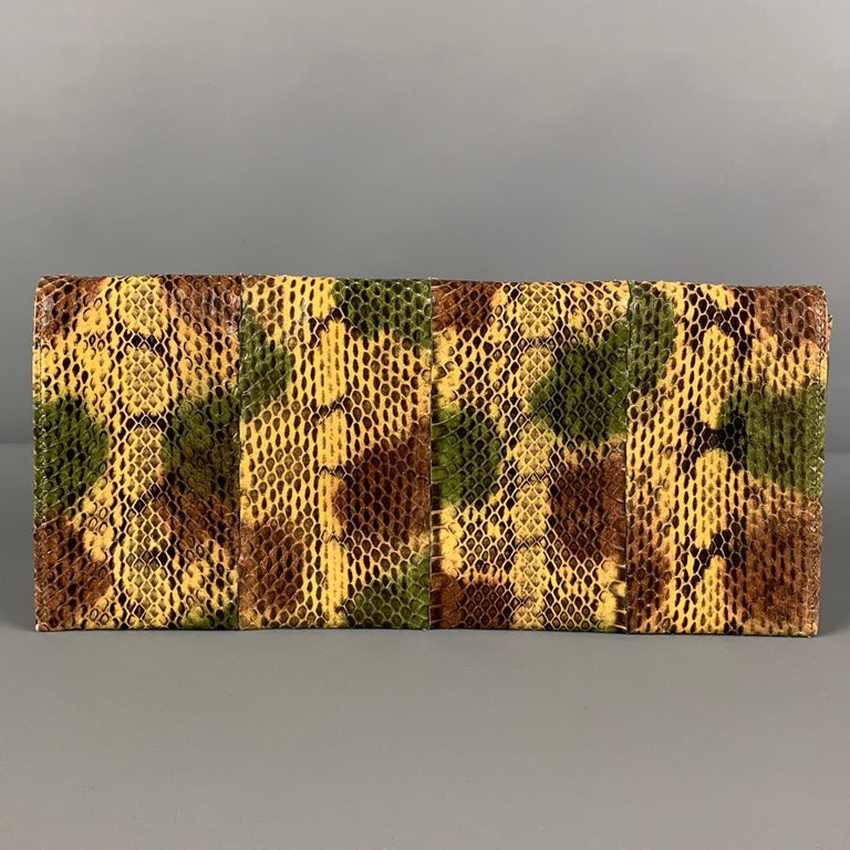 LEU LOCATI Green Beige Snake Skin Clutch Handbag For Sale at 1stDibs