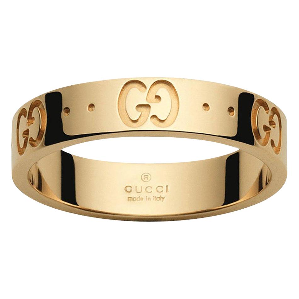 Gucci GG Running 18 Karat Yellow Gold Ring at 1stdibs