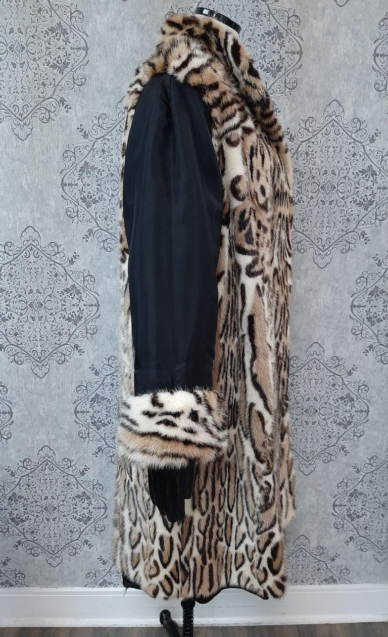 Like new ocelot fur coat size 14 For Sale at 1stDibs