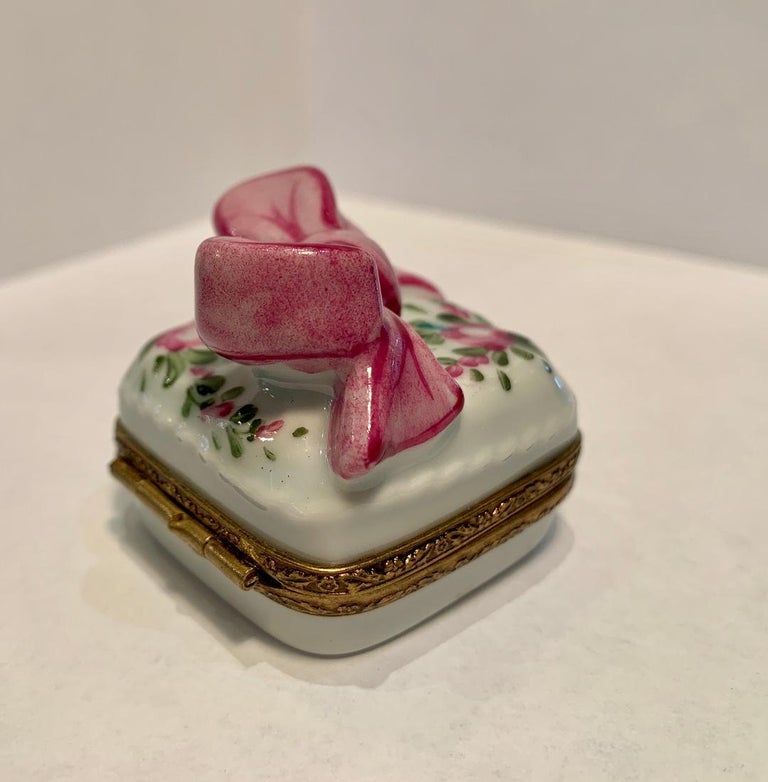 Limoges France Hand Painted "Gift Wrapped Present" Bow Top Porcelain ...
