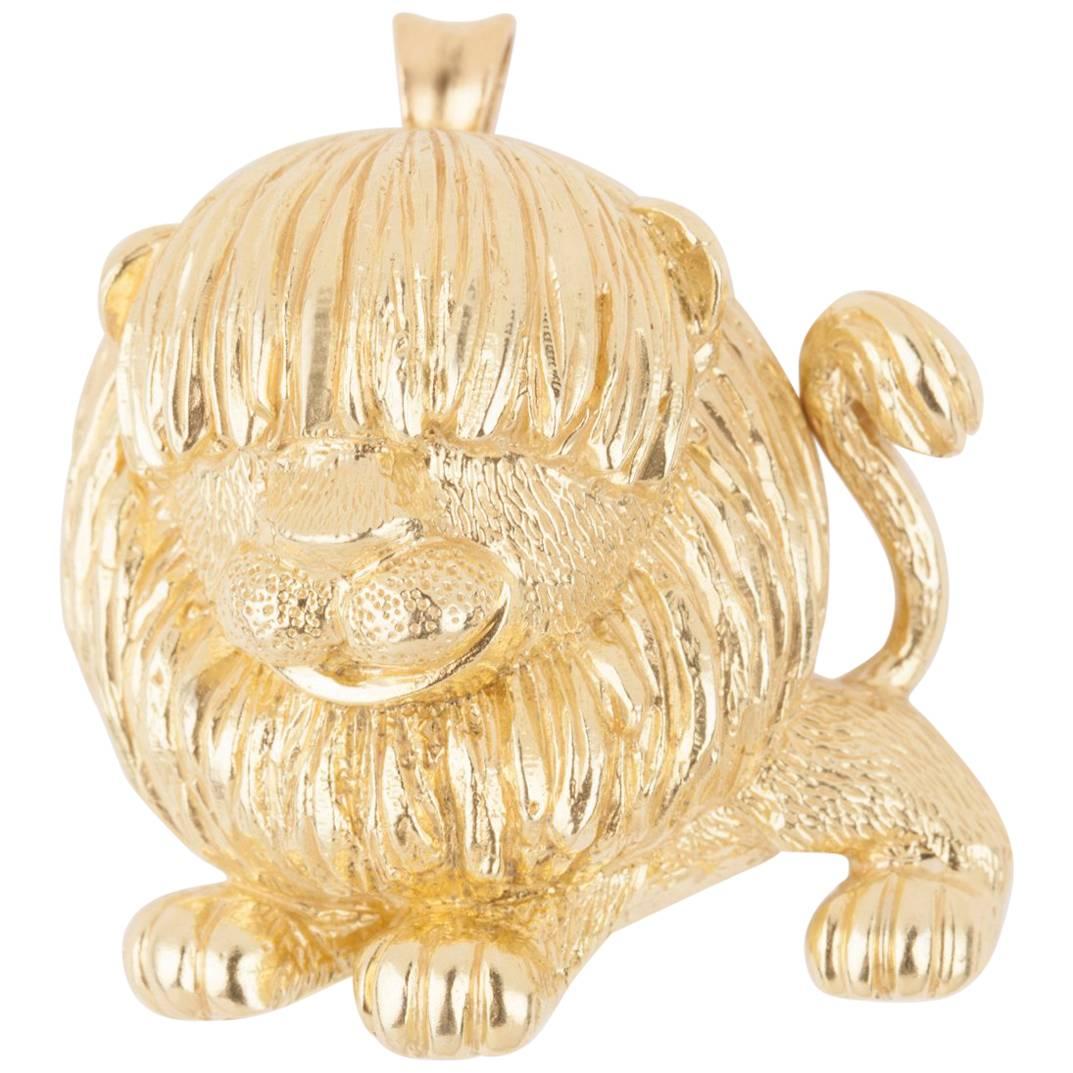 Chaumet Gold Lion Brooch For Sale at 1stDibs | chaumet brooch, lion broach
