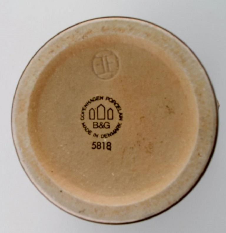 Lisa Engquist (1914-1989) for Bing and Grøndahl. Cubist vase in glazed ...