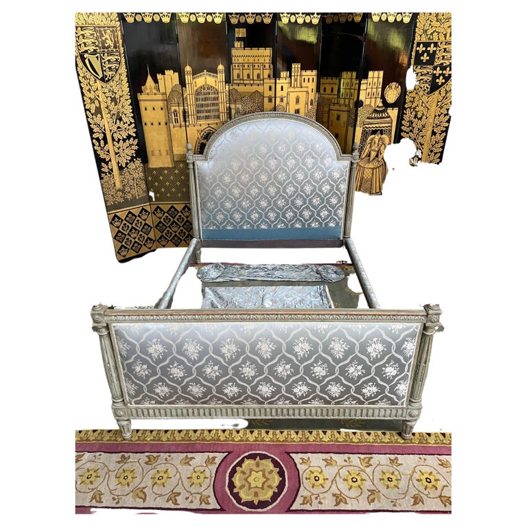 Lit de Style Louis XVI at 1stDibs