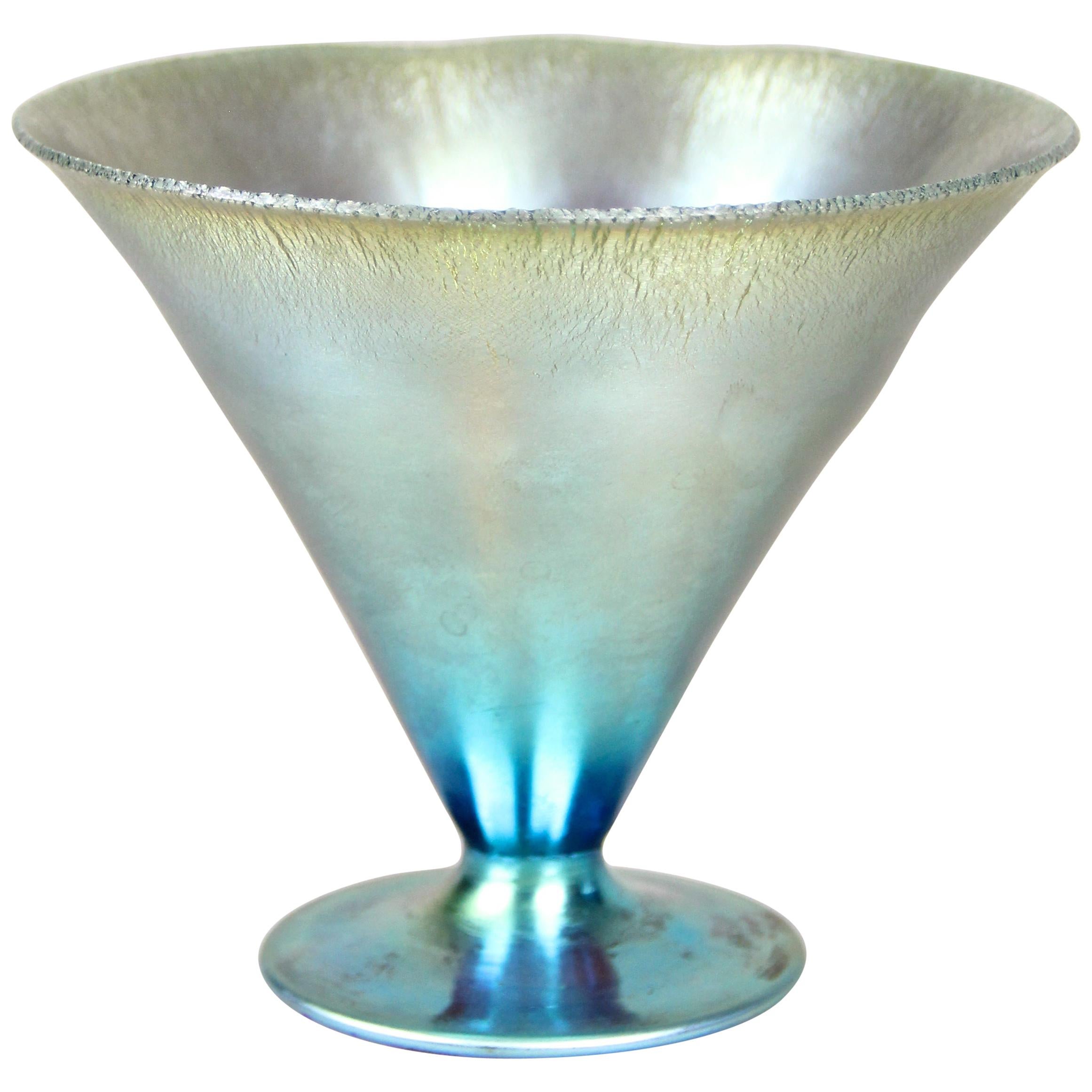 Loetz Gorgeous Pink Medici Vase Highly Iridescent at 1stDibs