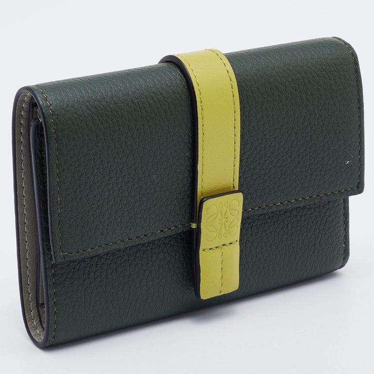 Loewe Green/Yellow Leather Trifold Wallet For Sale at 1stDibs