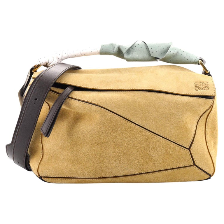 Loewe Puzzle Bag Suede Medium at 1stDibs | loewe puzzle suede