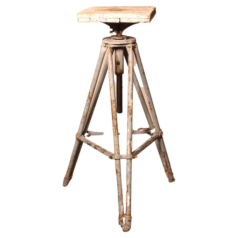 London Industrial Column/stand From The 50's For Sale at 1stDibs