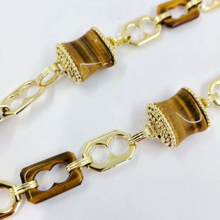 Long Heavy Yellow Gold and Tiger Eye Necklace For Sale at 1stDibs