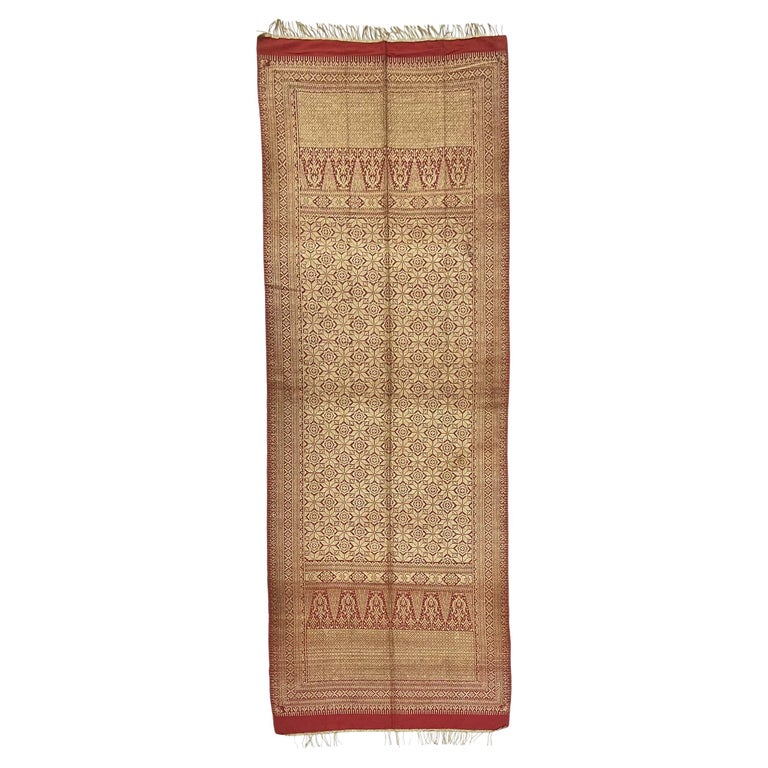 Long Silk and Metal Thread Textile, India, 19th Century For Sale at 1stDibs