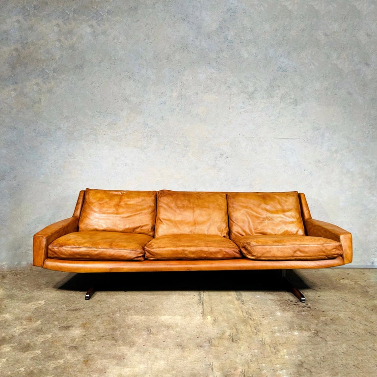 Long Vintage Norwegian Frederik Kayser For Vatne Leather Sofa Retro ...