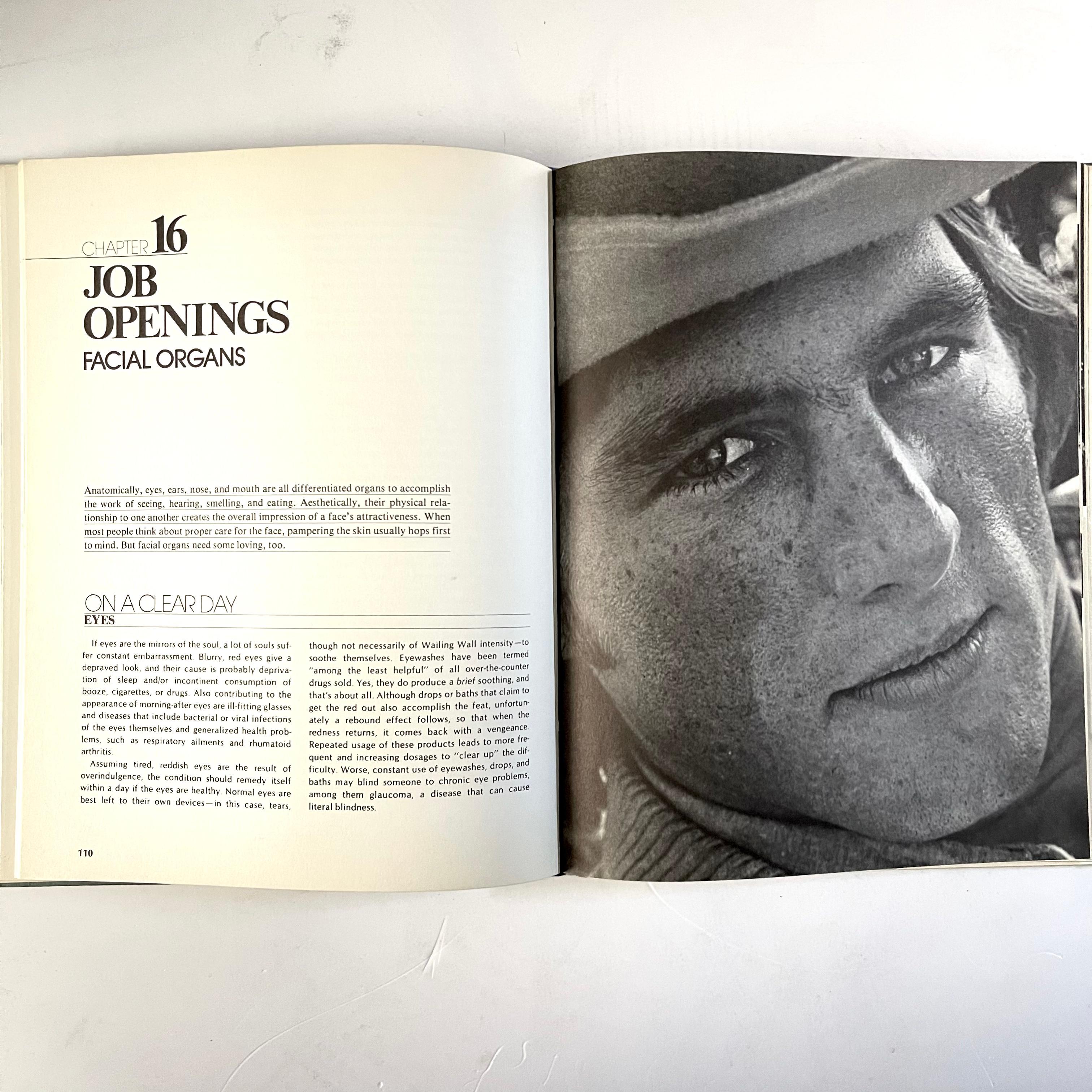 Looking Good a Guide for Men, Charles Hix and Bruce Weber 1st Edition 1977 For Sale at 1stDibs ...