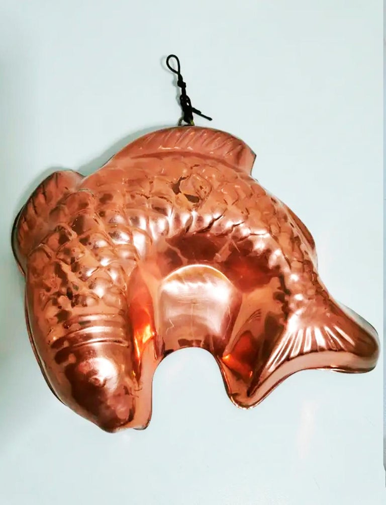 Lot Cooper Wall Decoración Molds for Kicken, Lot of 3 For Sale at 1stDibs