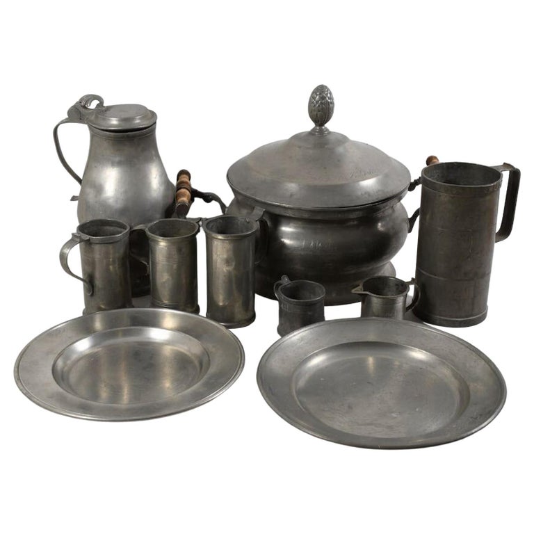 Lot Mainly Consisting of Tin Plates and Cups 1863, 1g08 For Sale at 1stDibs