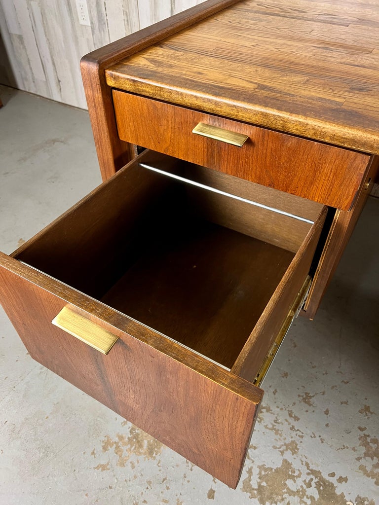 Lou Hodges Style Executive Desk For Sale at 1stDibs