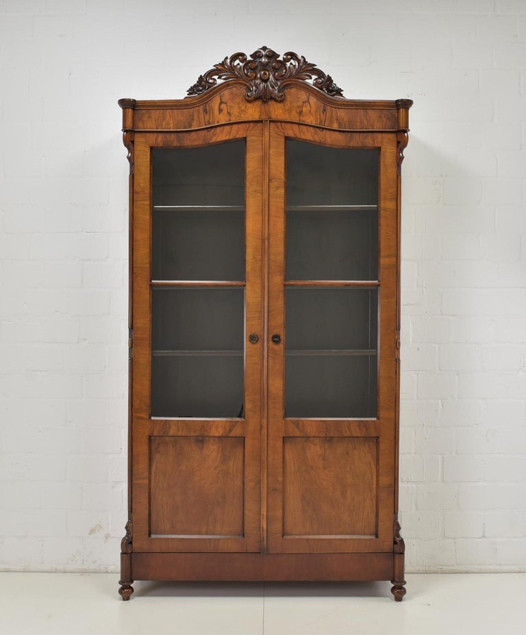 Louis Philippe Bookcase Display Cabinet in Walnut, 1870 For Sale at 1stDibs