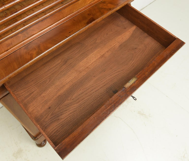 Louis Philippe Chest of Drawers with Laundry Press / Spindle Press ...