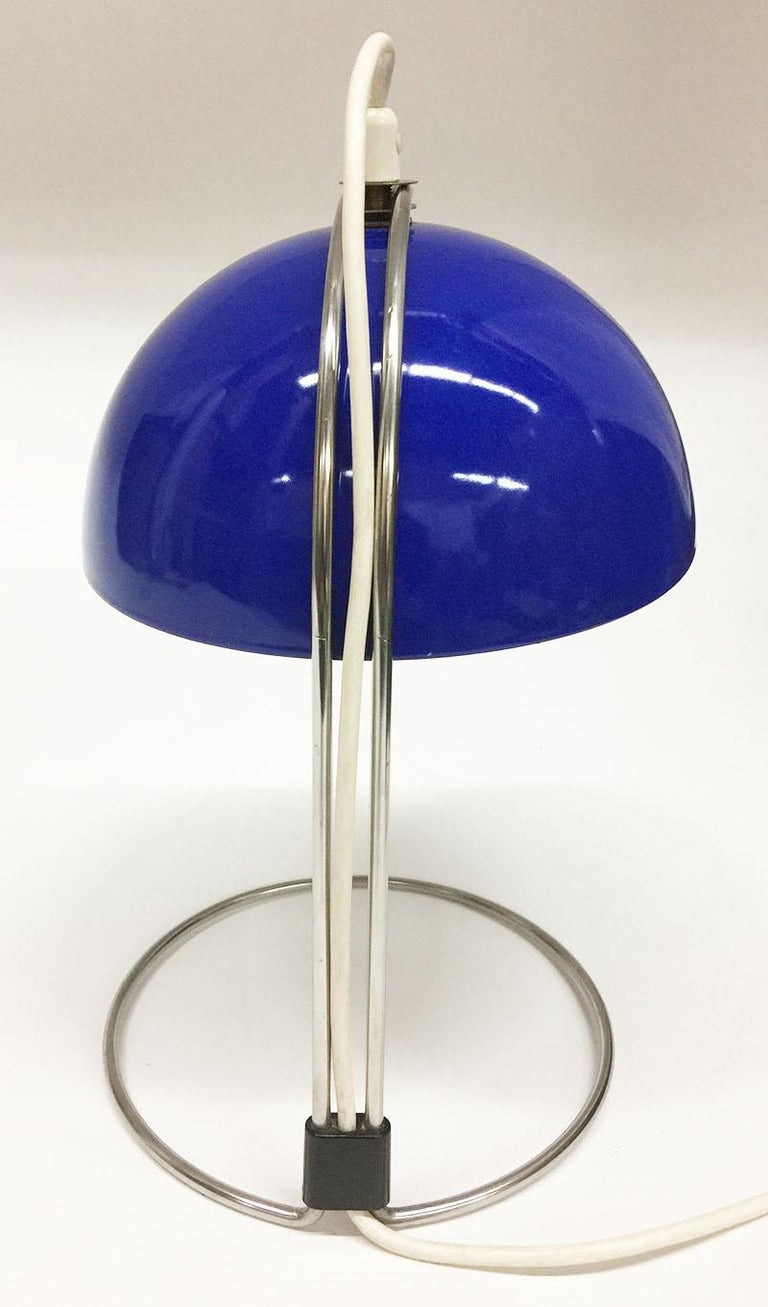 Louis Poulsen VP4 "Flower Pot" Blue Enameled Table Lamp at 1stDibs