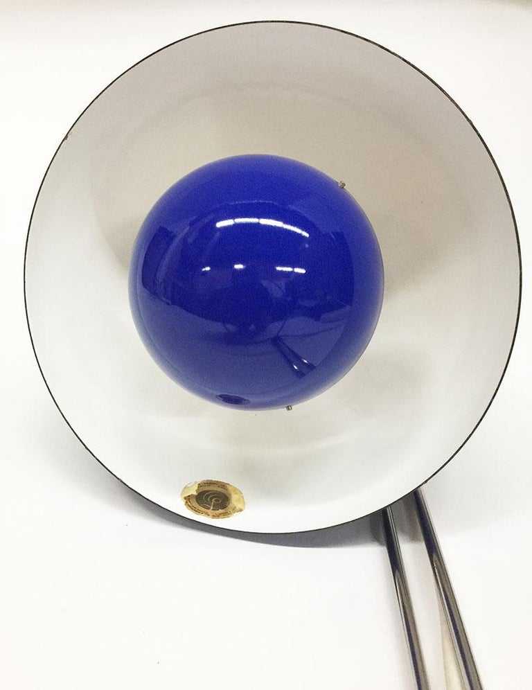 Louis Poulsen VP4 "Flower Pot" Blue Enameled Table Lamp at 1stDibs