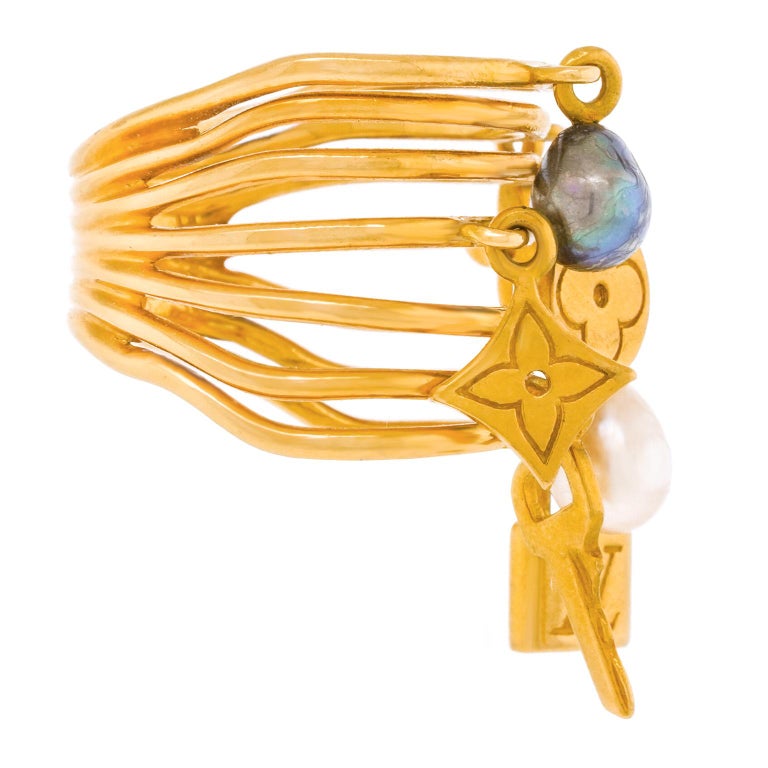 Louis Vuitton 18k Gold Charm Ring For Sale at 1stDibs