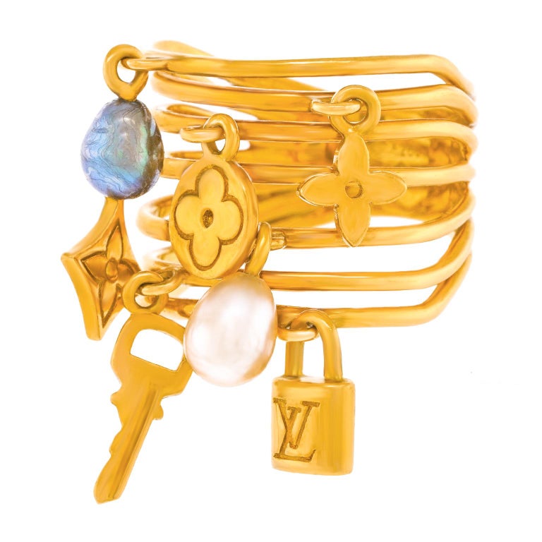 Louis Vuitton 18k Gold Charm Ring For Sale at 1stDibs