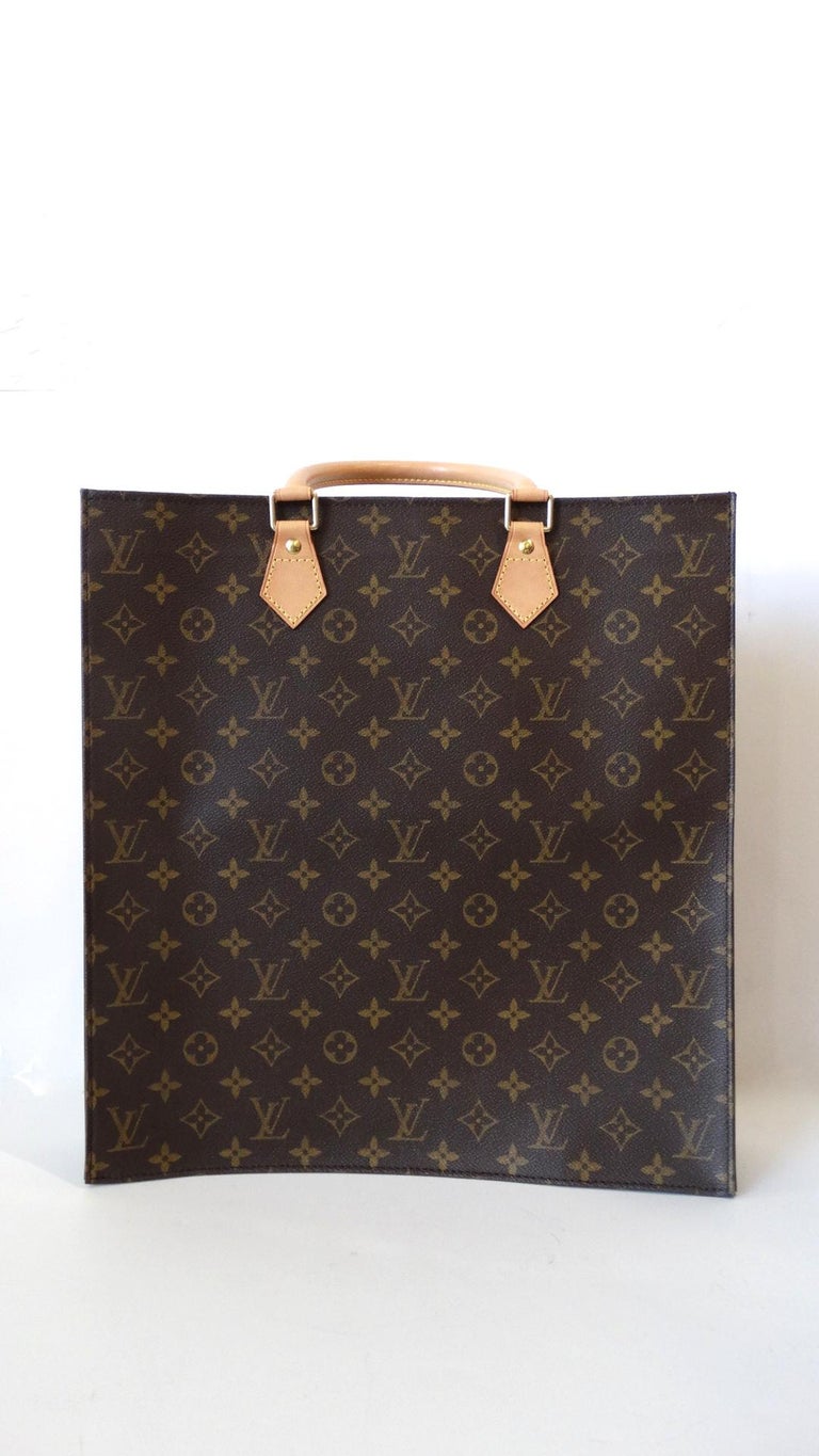 Louis Vuitton 2007 Monogram Sac Plat at 1stDibs | wooden purse handles ...