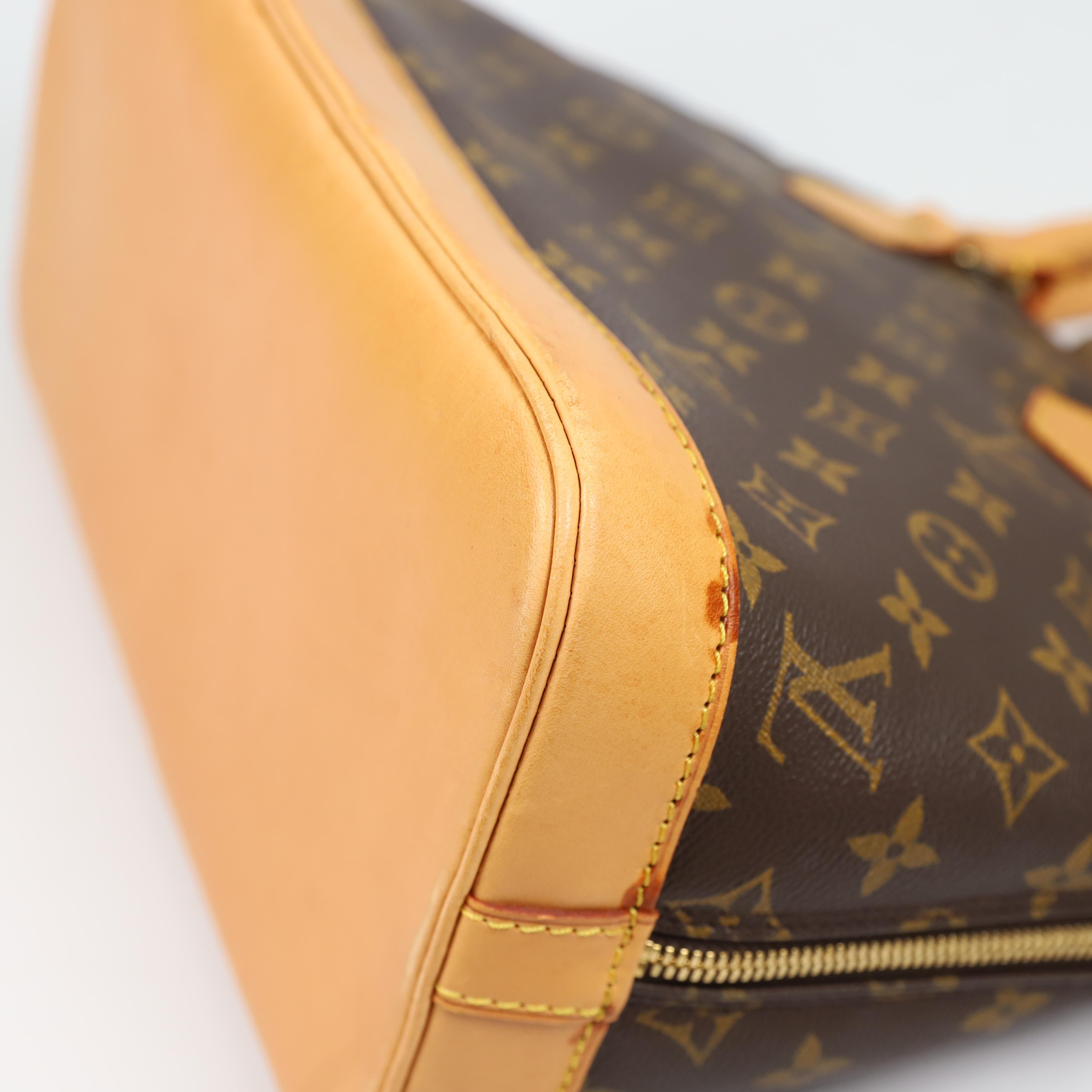 Louis Vuitton Alma leather handbag For Sale at 1stDibs