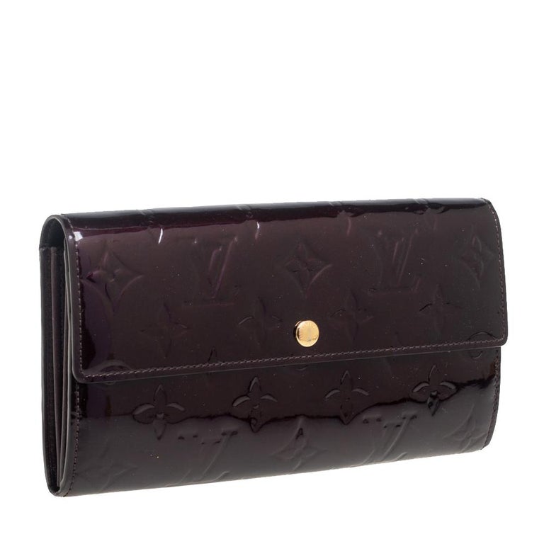 Louis Vuitton Amarante Monogram Vernis Sarah Wallet at 1stDibs