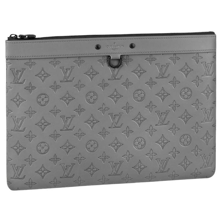 Louis Vuitton Anthracite Grey Pochette Discovery Bag For Sale at 1stDibs