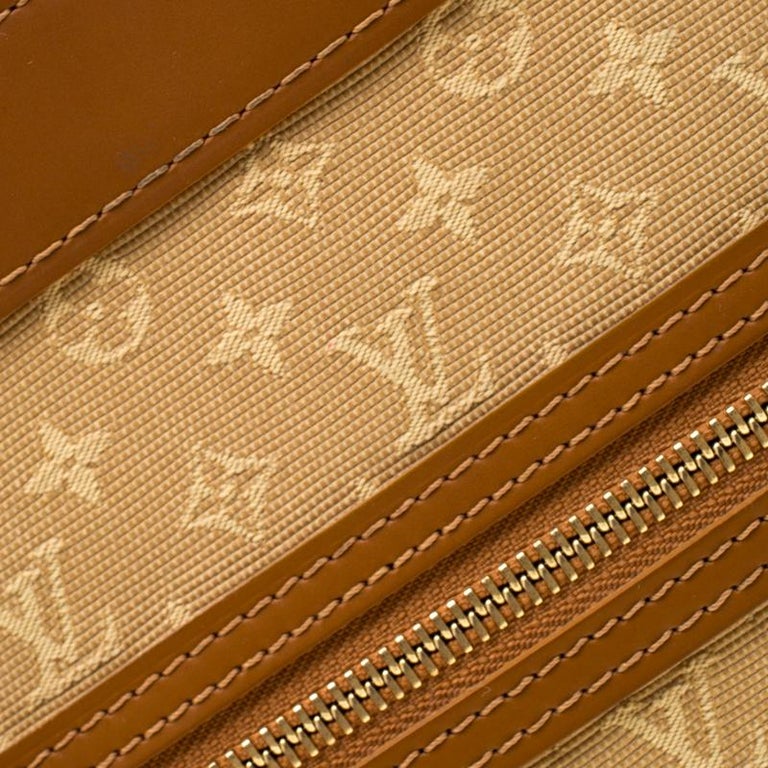 Louis Vuitton Beige Monogram Mini Lin Lucille PM TST Bag For Sale at ...