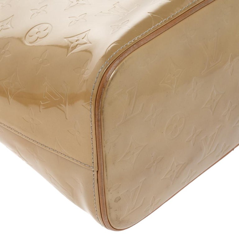 Louis Vuitton Beige Monogram Vernis Houston Bag For Sale at 1stDibs