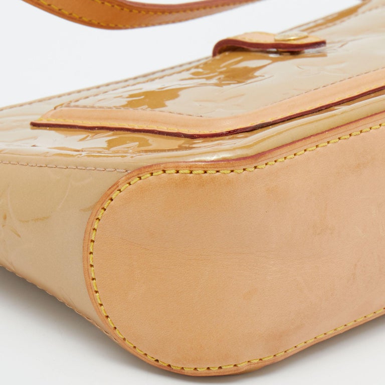 Louis Vuitton Beige Monogram Vernis Mallory Square Bag at 1stDibs