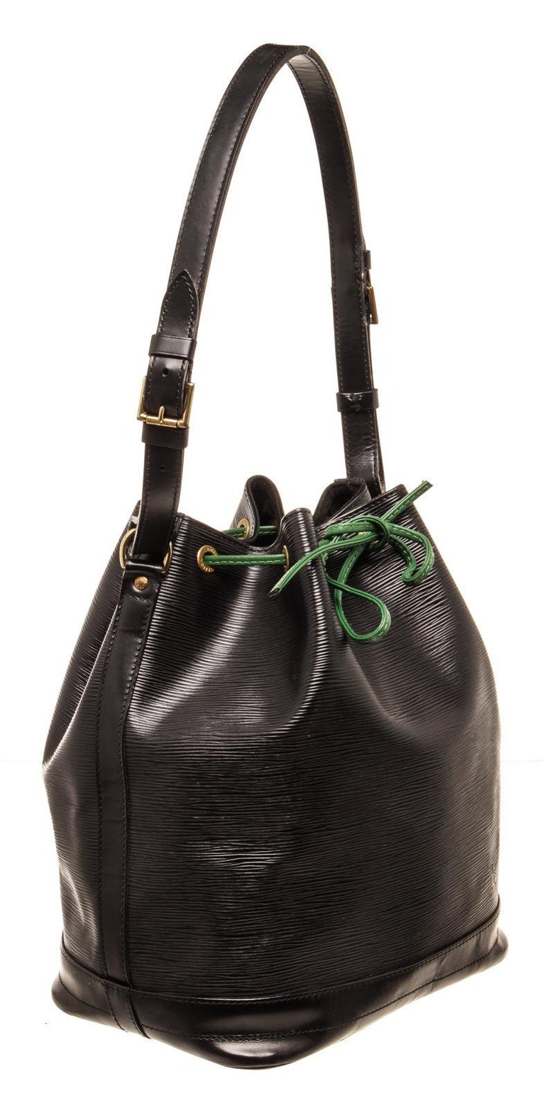 Louis Vuitton Black Epi Leather Noe GM Bucket Bag with material epi ...