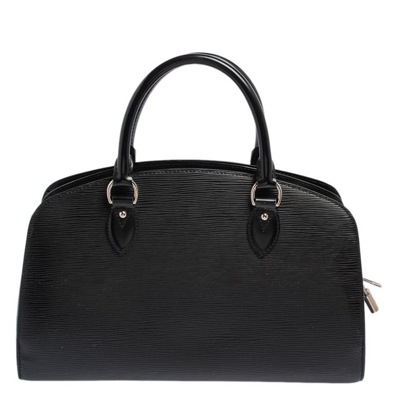 Louis Vuitton Black Epi Leather Pont Neuf PM Bag at 1stDibs