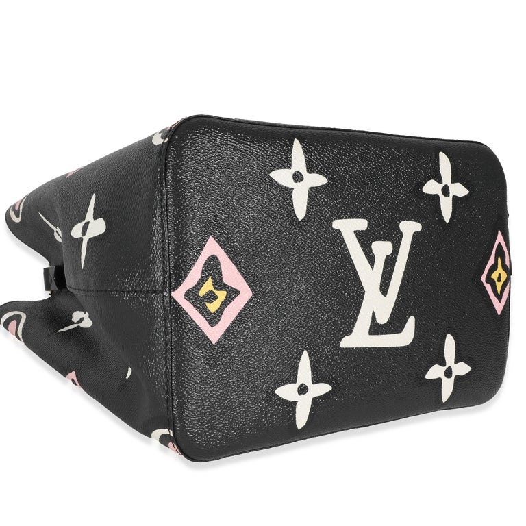 Louis Vuitton Black Giant Monogram Canvas Wild At Heart NeoNoe MM For ...