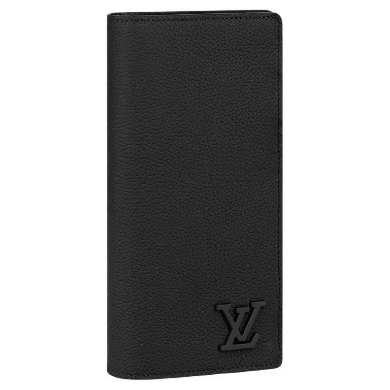 Louis Vuitton Black Grained Calf Leather LV Aerogram Brazza Wallet For ...