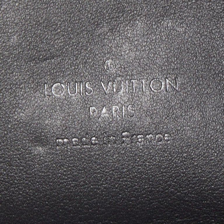 Louis Vuitton Black Leather Alpha Wearable Wallet For Sale at 1stDibs