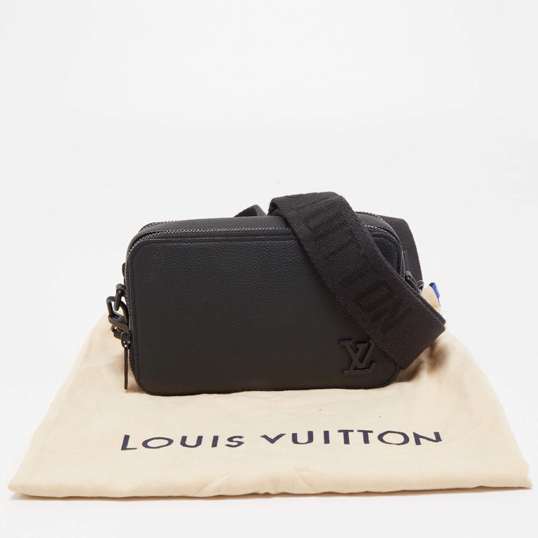 Louis Vuitton Black Leather Alpha Wearable Wallet For Sale at 1stDibs