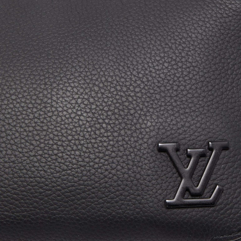 Louis Vuitton Black Leather Alpha Wearable Wallet For Sale at 1stDibs
