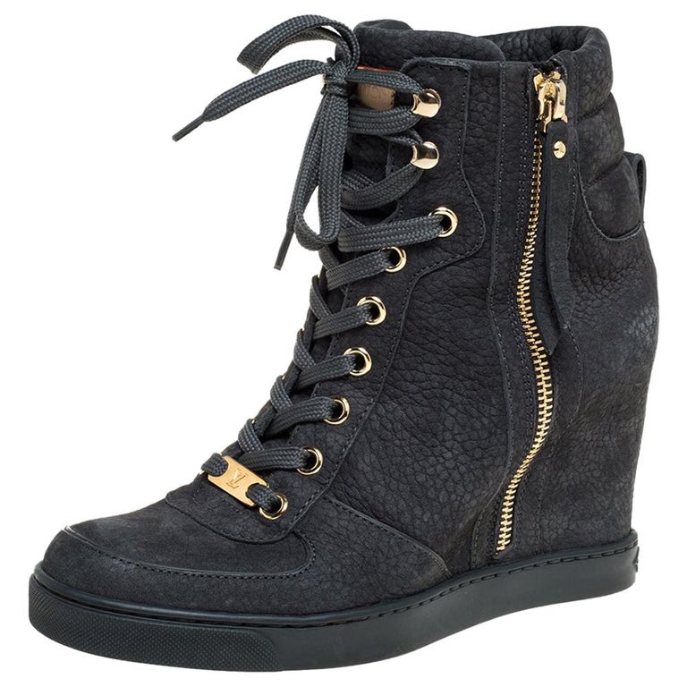 Louis Vuitton Black Leather Lace Up Ankle Boots Size 36 at 1stDibs