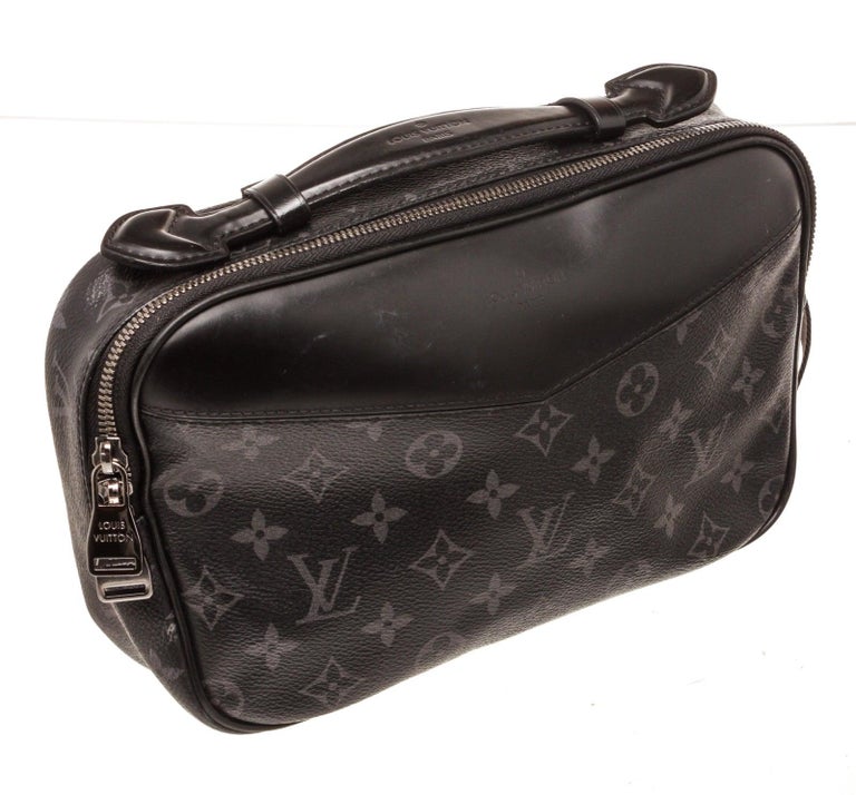 Louis Vuitton Black Monogram Bumbag Explorer Shoulder Bag For Sale at ...