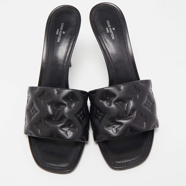 louis vuitton monogram pattern slides