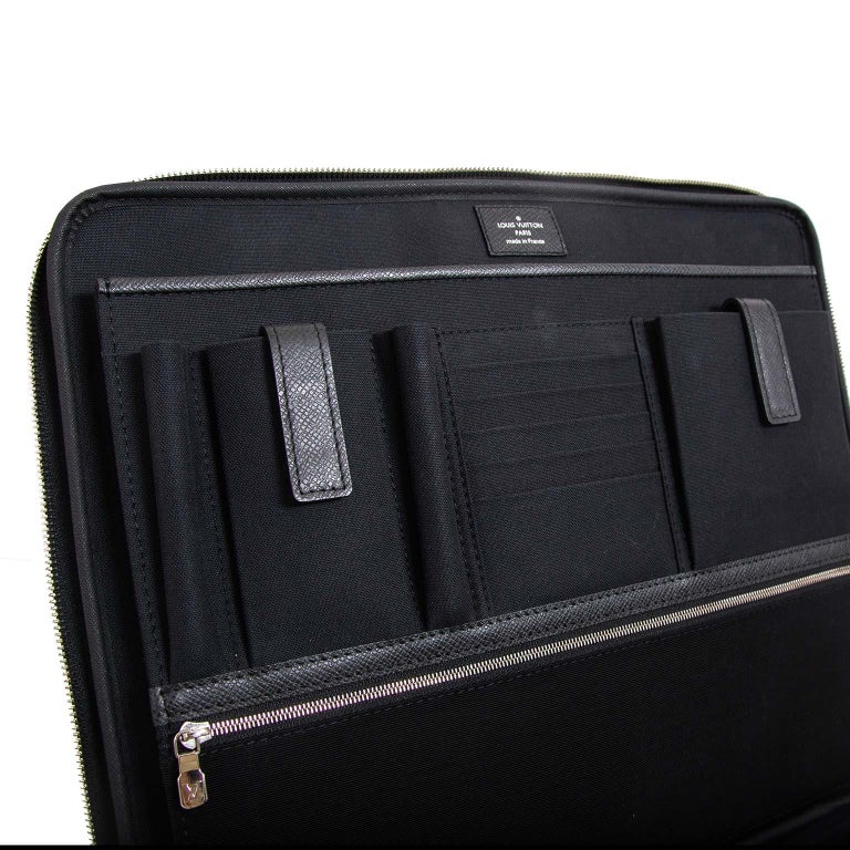 Louis Vuitton Black Taiga Leather Odessa Computer Case Bag at 1stDibs ...