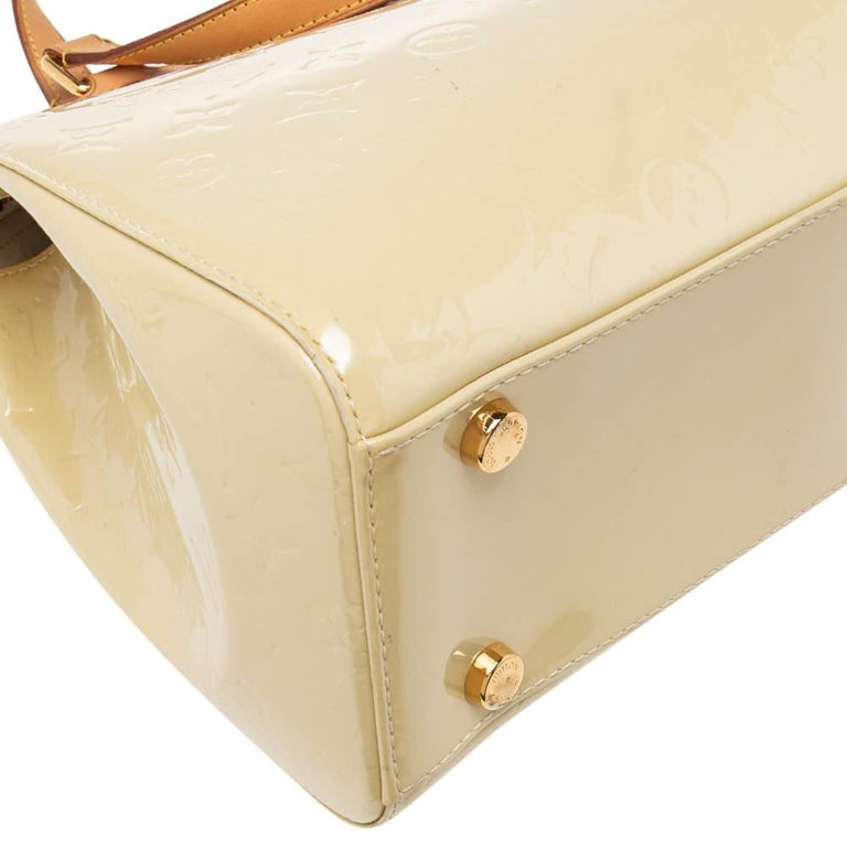 Louis Vuitton Blanc Corail Monogram Vernis Brea GM Bag For Sale at 1stDibs