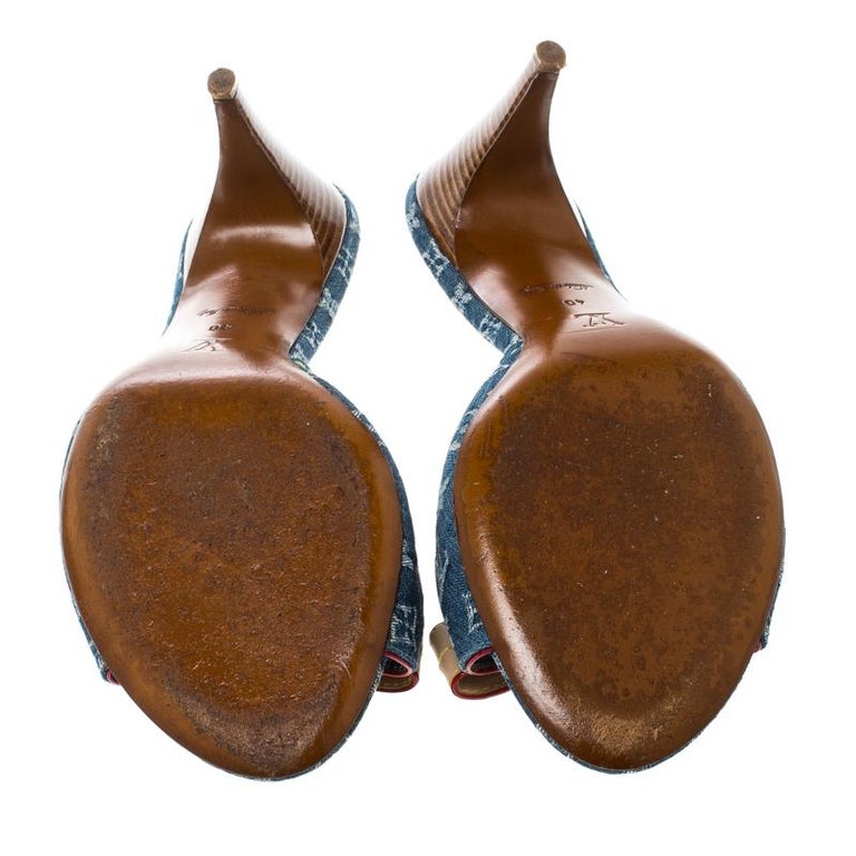 Louis Vuitton Blue Monogram Denim Bow Slides Size 40 For Sale at 1stDibs