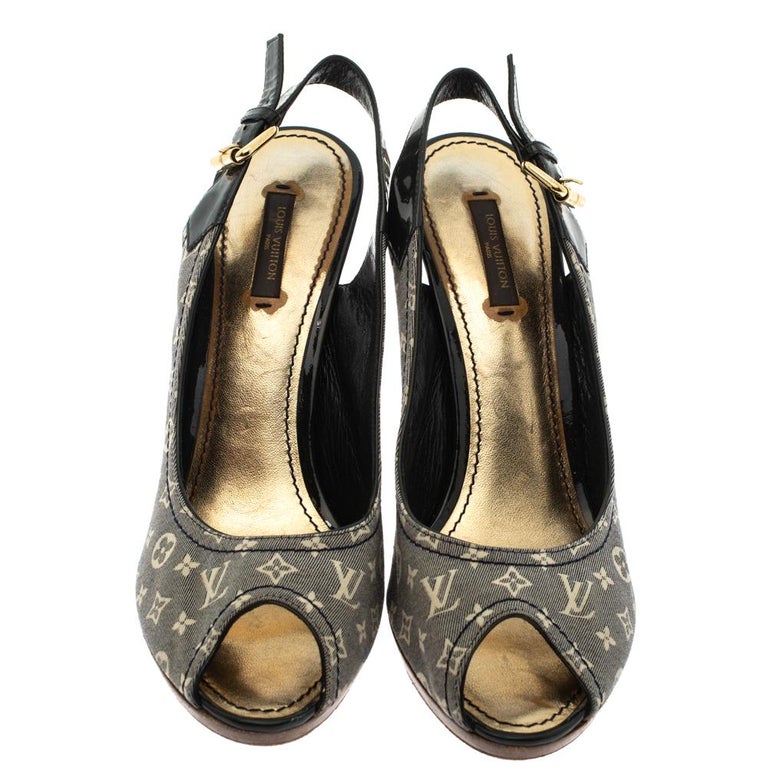 Louis Vuitton Blue/White Min Lin Monogram Canvas and Patent Slingback ...