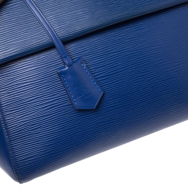 Louis Vuitton Blueberry Epi Leather Cluny MM Bag at 1stDibs