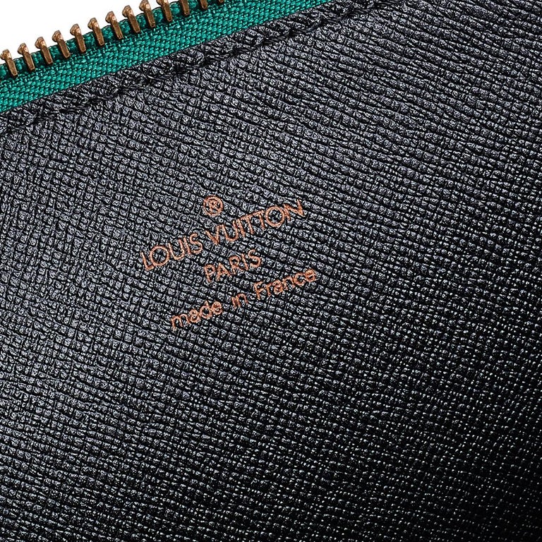 Louis Vuitton Borneo Green Epi Leather Poche Documents Portfolio Case ...